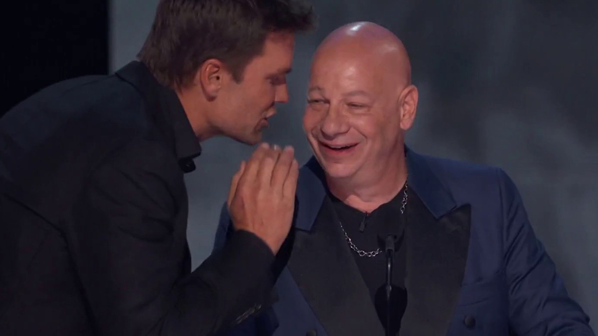 Tom Brady Gets Up and Challenges Jeff Ross' Joke During Netflix Roast - Daily Patriot Report